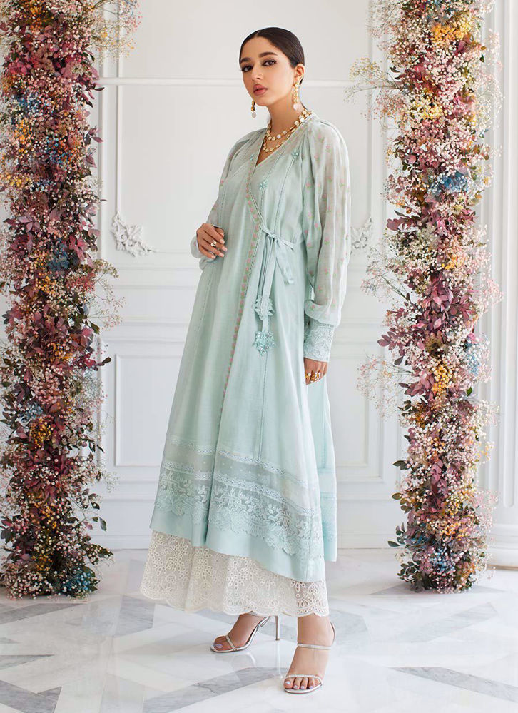 Cielo Cross Stitch Wrap with Timeless Appeal | FTA
