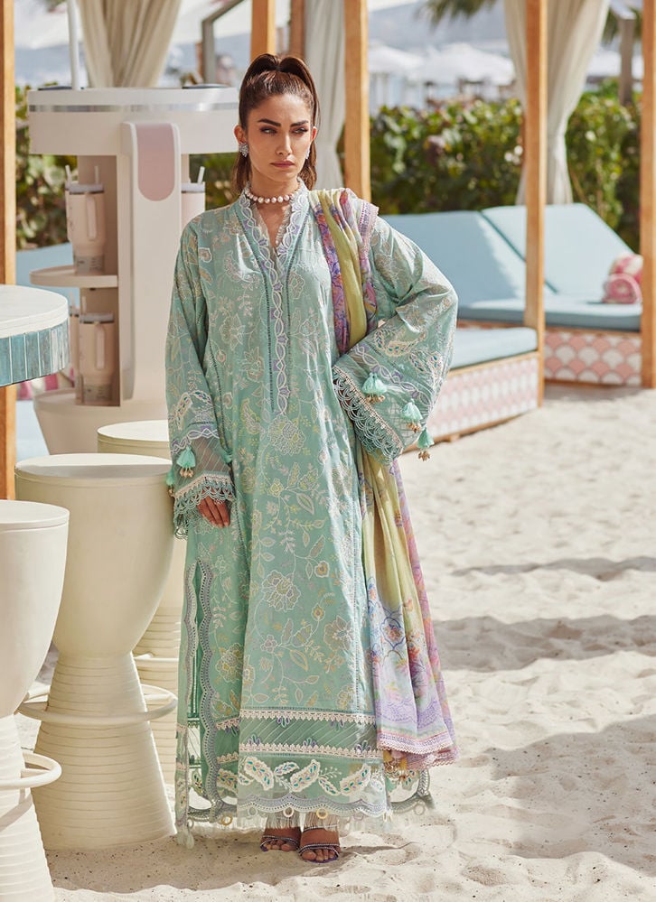 Alice Aqua with Timeless Appeal | Farah Talib Aziz